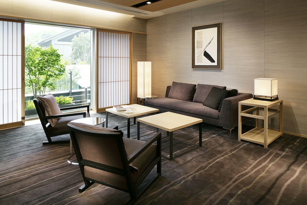 11 Hotels With Swimming Pool In Tokyo, Japan - Updated 2023 | Trip101