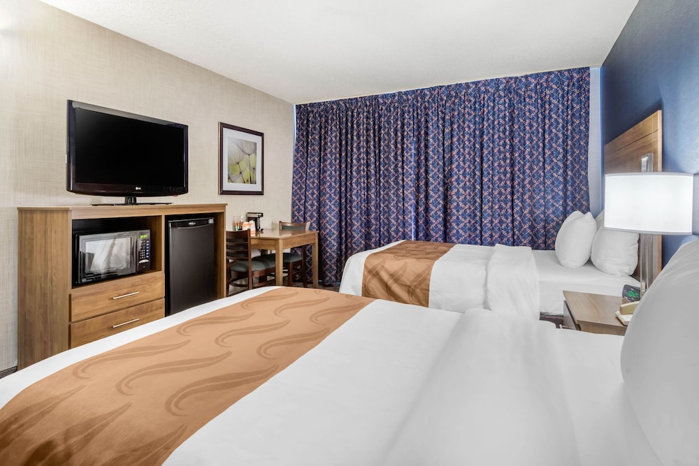 Quality Suites Whitby in Whitby | Best Rates & Deals on Orbitz