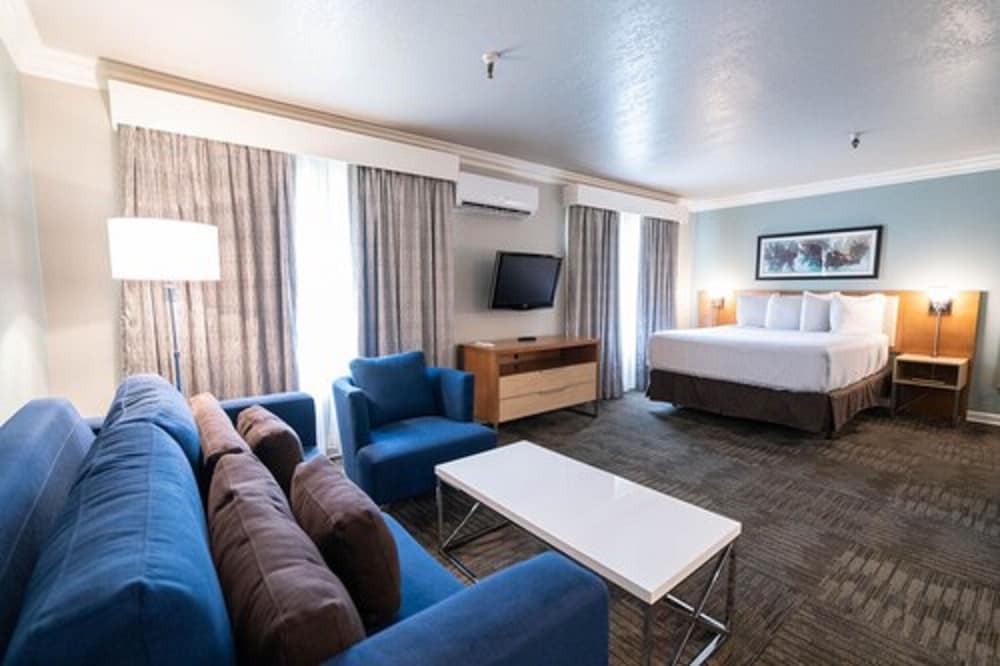 Alexis Park All Suite Resort, Las Vegas: $60 Room Prices & Reviews ...