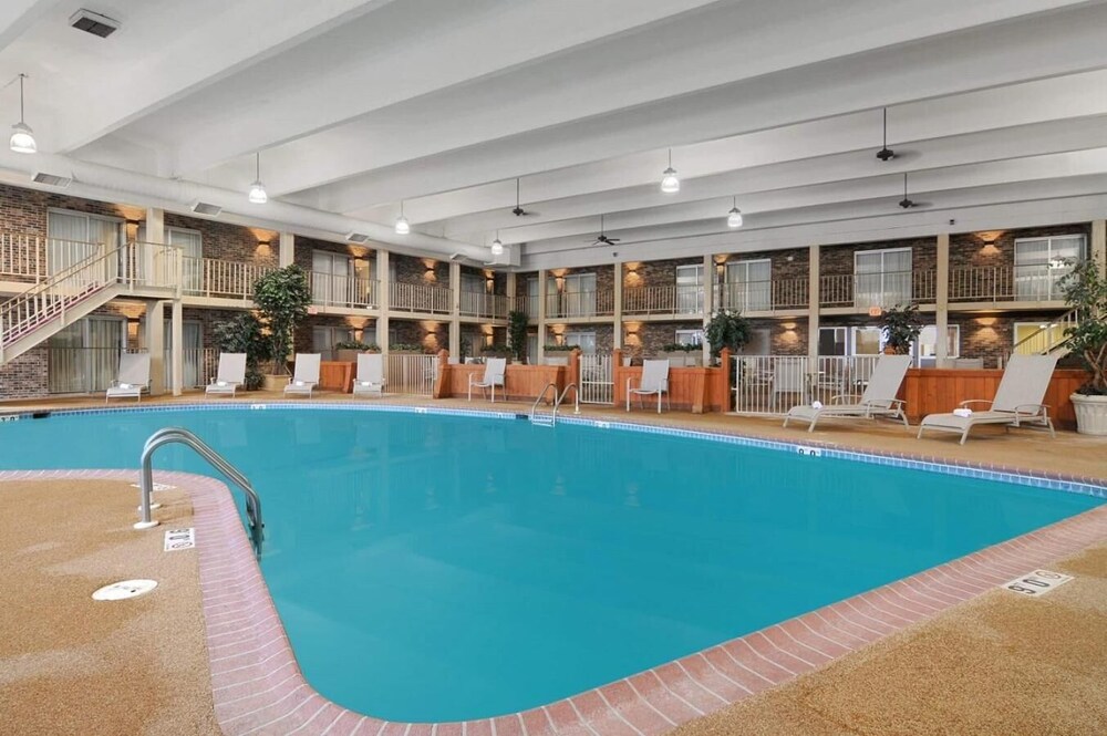 EverSpring Inn & Suites in Marshall | Best Rates & Deals on Orbitz
