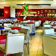 Blockade Runner Beach Resort in Wilmington, NC | Expedia