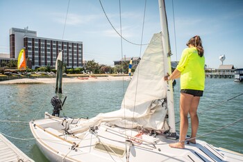 Blockade Runner Beach Resort, Wrightsville Beach: $109 Room Prices ...