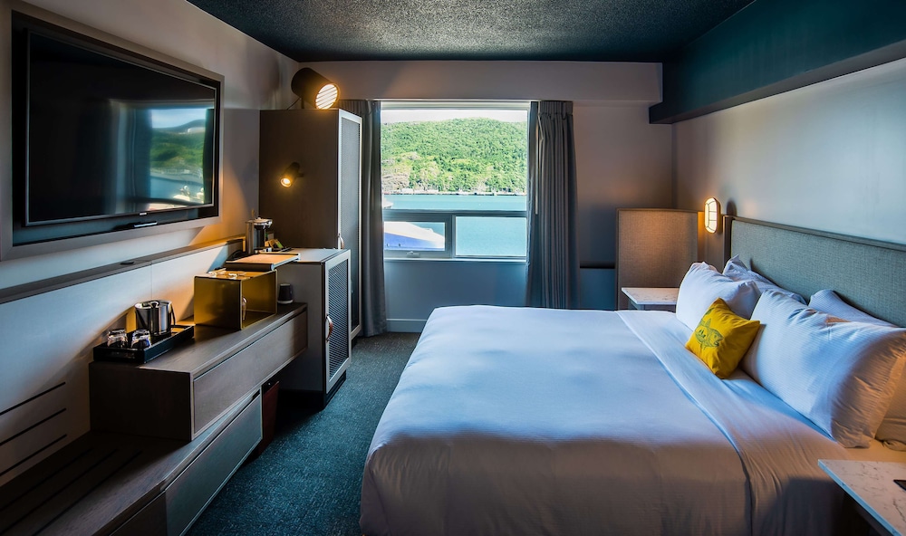 DoubleTree by Hilton St. John's Harbourview in St. John's | Best Rates ...