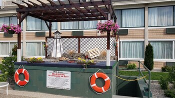 Best Western Merry Manor Inn, South Portland: $106 Room Prices ...