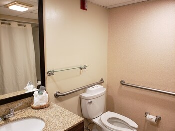 Best Western Merry Manor Inn, South Portland: $106 Room Prices ...