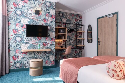 Paris Trips & Vacations 2022 - Expedia