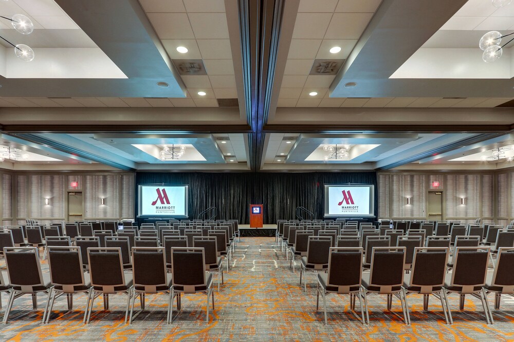 Huntsville Marriott at the Space & Rocket Center in Huntsville | Best ...