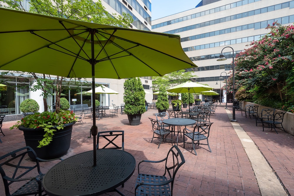 Holiday Inn Washington Capitol - Natl Mall, an IHG Hotel in Washington ...