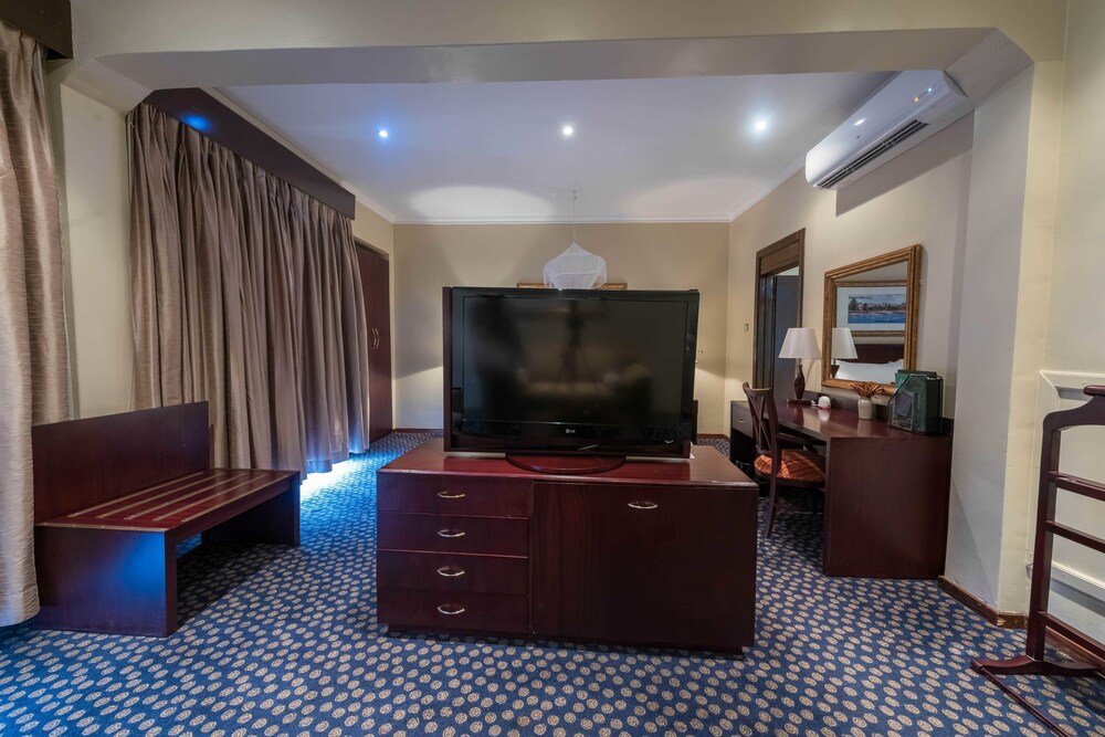 Sunbird Capital Hotel in Lilongwe | Best Rates & Deals on Orbitz