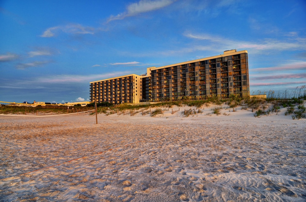 Room Deals for Shell Island Resort - All Oceanfront Suites ...