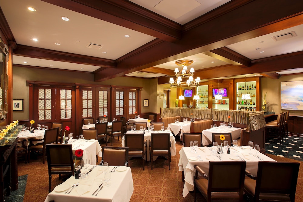 The Townsend Hotel in Detroit | Best Rates & Deals on Orbitz