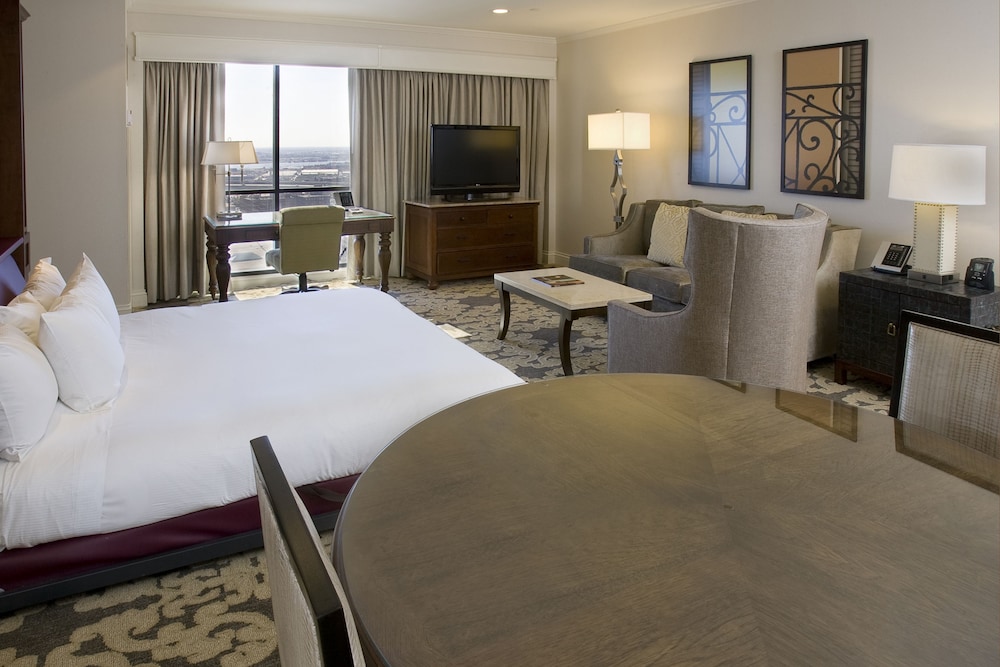 Hilton New Orleans Riverside in New Orleans | Best Rates & Deals on Orbitz