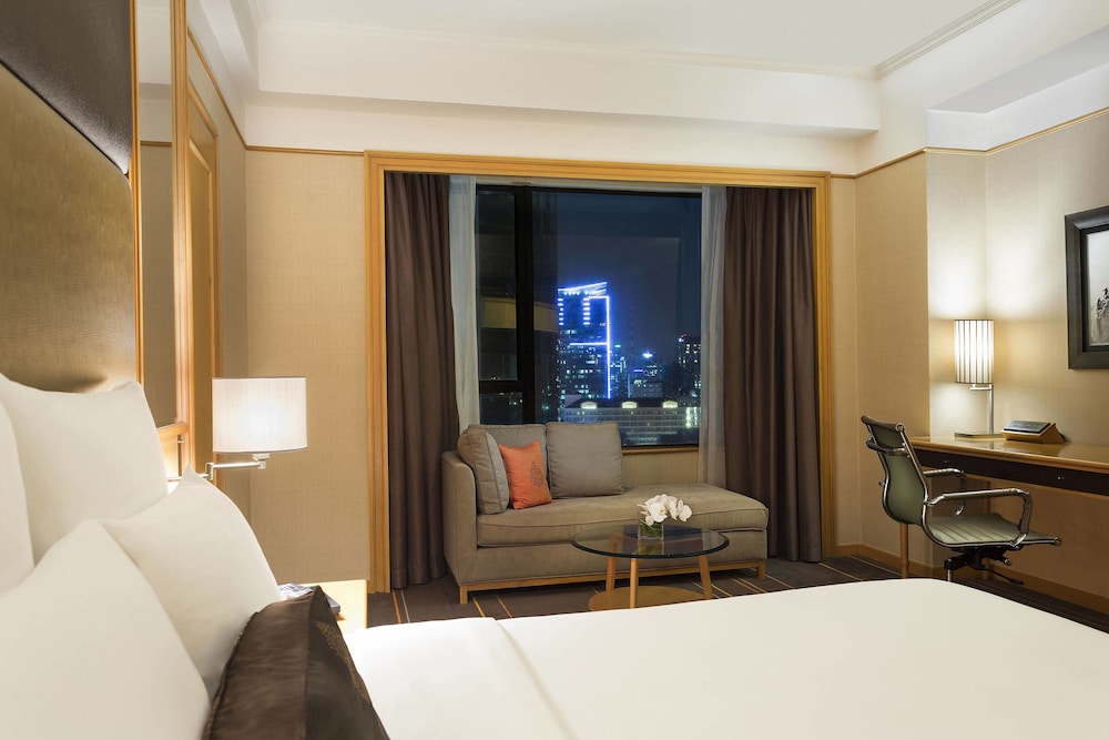 Renaissance Riverside Hotel Saigon in Ho Chi Minh City | Best Rates ...