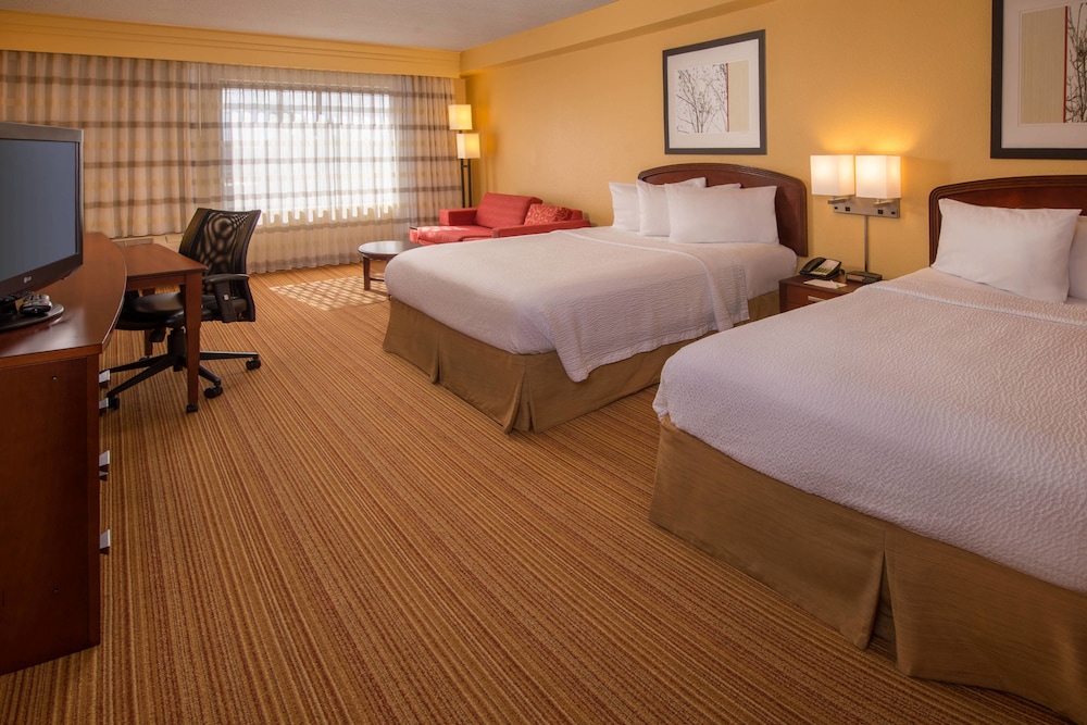 Courtyard by Marriott North Charleston Airport/Coliseum in Charleston ...