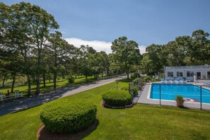 Book Blue Rock Resort in South Yarmouth | Hotels.com