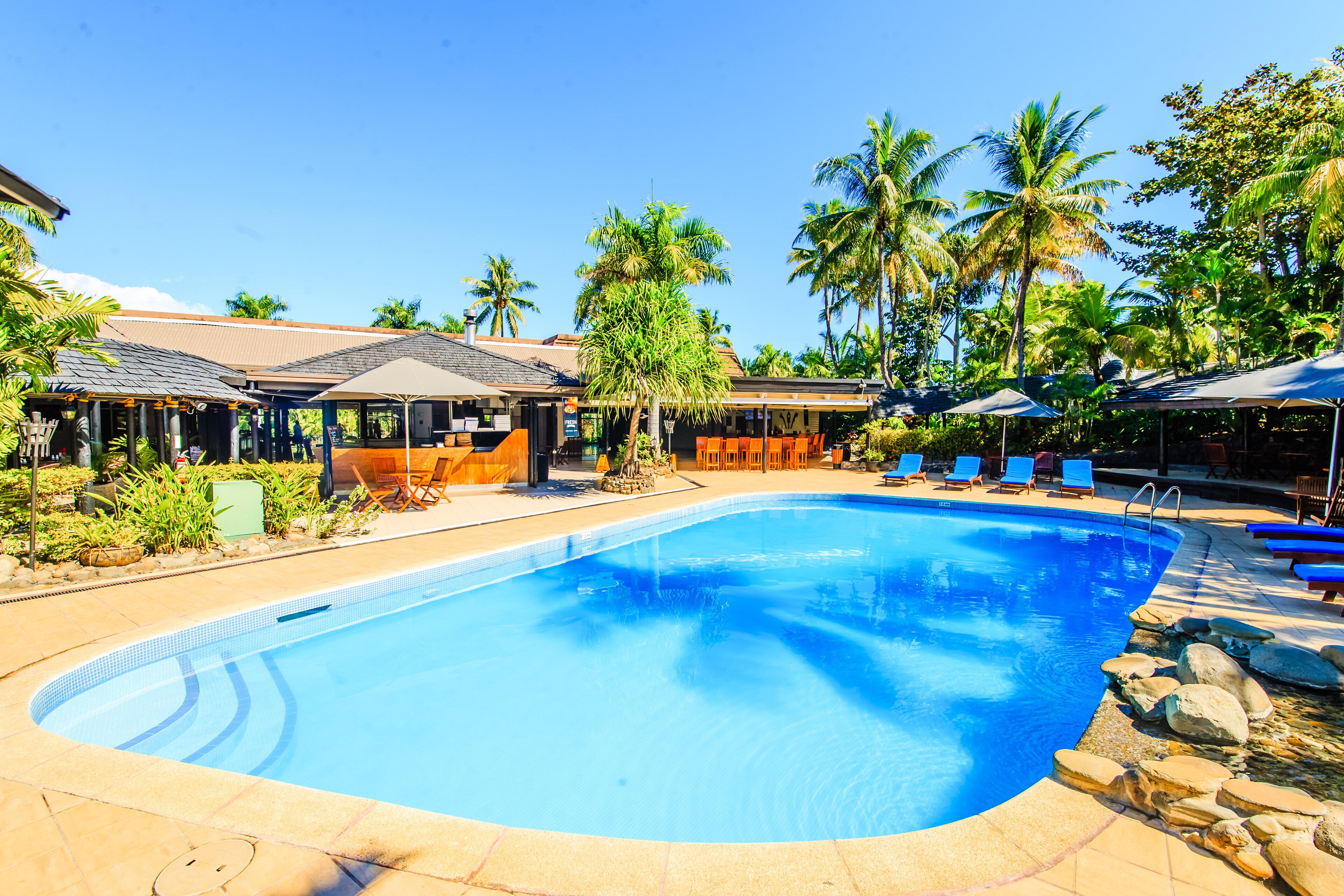 Radisson Blu Resort Fiji Denarau Island (Nadi, FJI) | Expedia.com.au