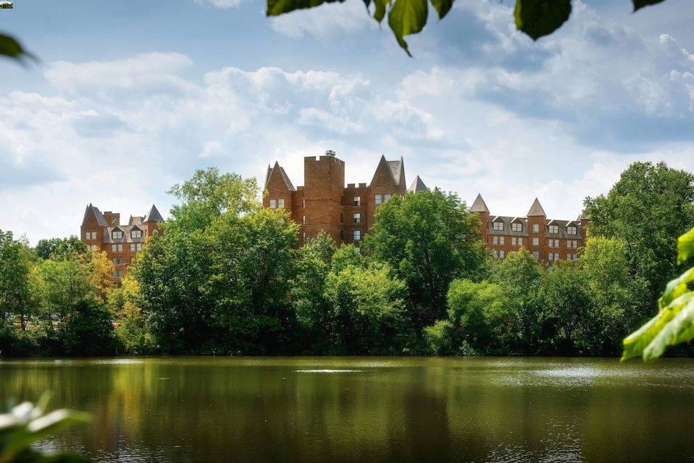 Sheraton Parsippany Hotel in Parsippany, NJ | Expedia