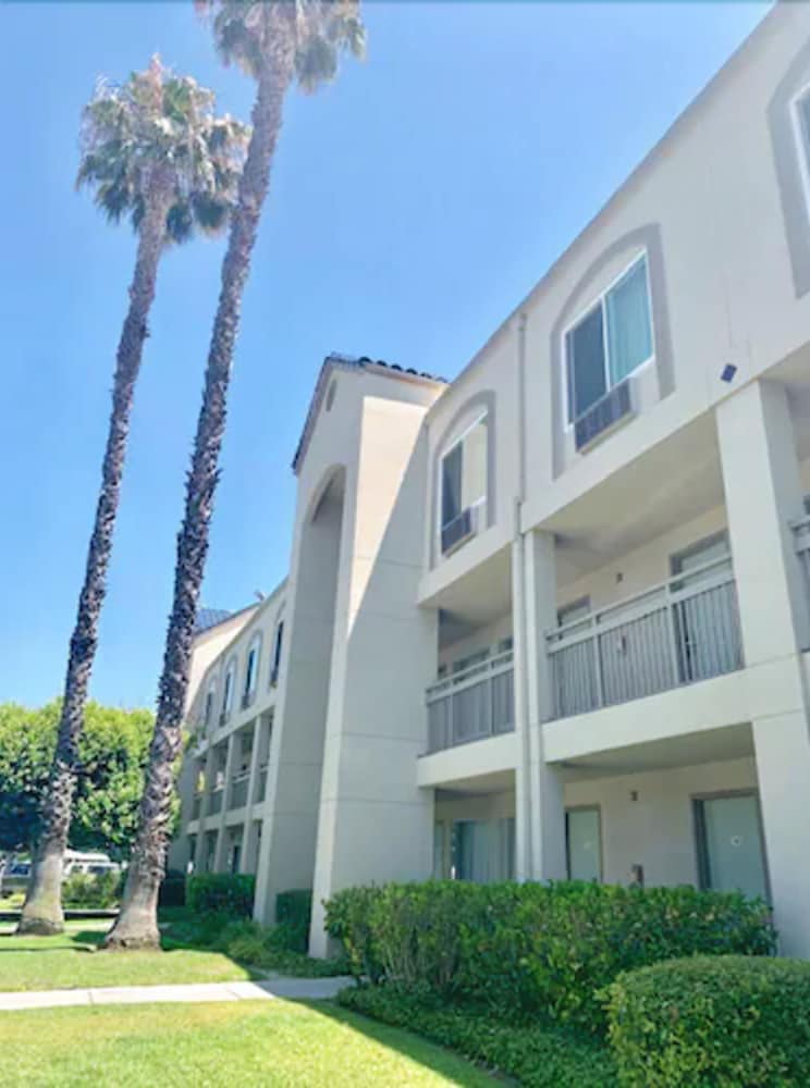 Good Nite Inn Buena Park in Buena Park | Best Rates & Deals on Orbitz