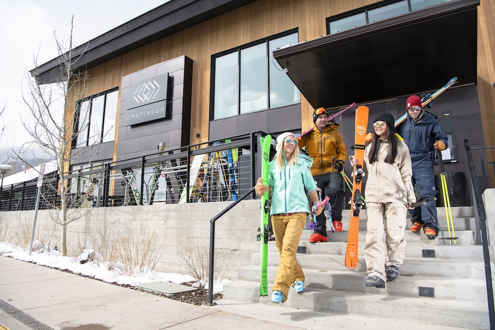 Continuum Hotel in Teton Village | Best Rates & Deals on Orbitz