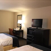 Decatur Conference Center & Hotel: 2019 Room Prices $89, Deals ...