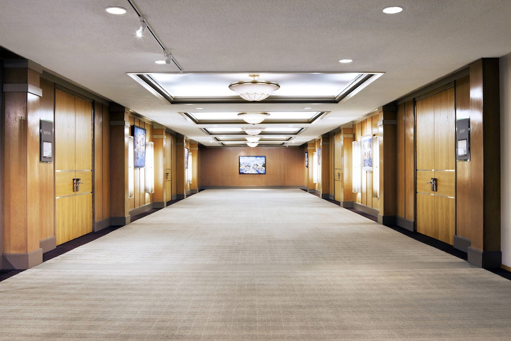 The Westin Calgary: 2018 Pictures, Reviews, Prices & Deals | Expedia.ca