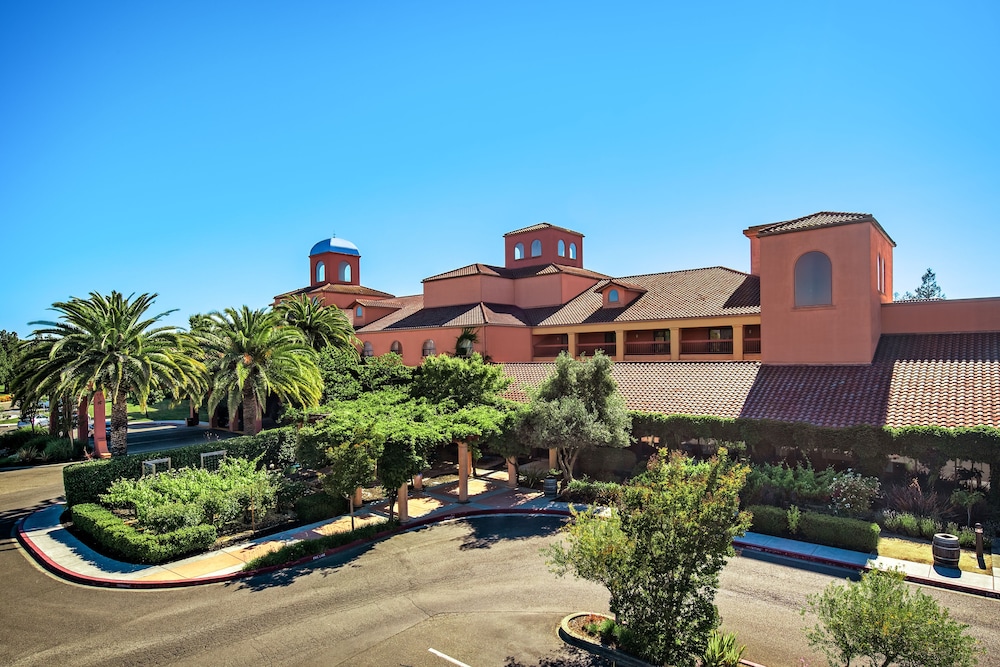 DoubleTree by Hilton Sonoma - Wine Country in Rohnert Park | Best Rates ...