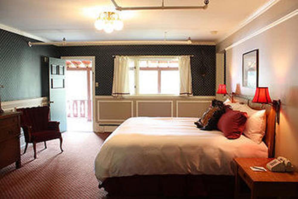 The Historic Redstone Inn in Carbondale | Best Rates & Deals on Orbitz