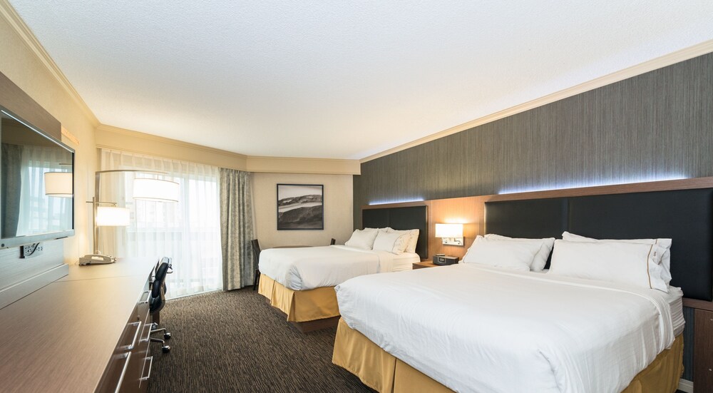 Holiday Inn Express Edmonton Downtown, an IHG Hotel in Edmonton | Best ...