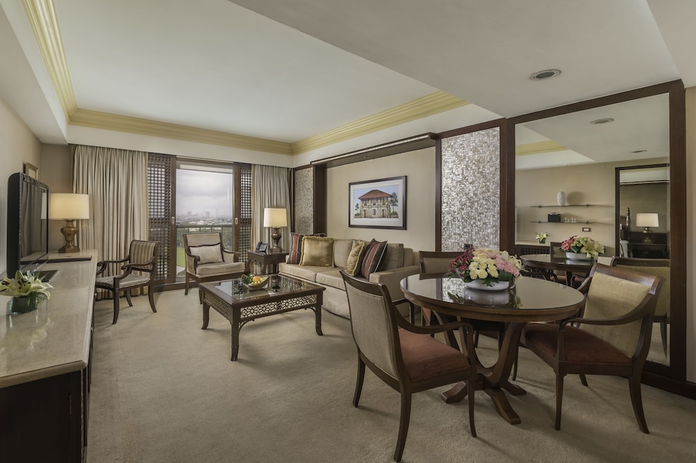 The Manila Hotel in Manila | Best Rates & Deals on Orbitz