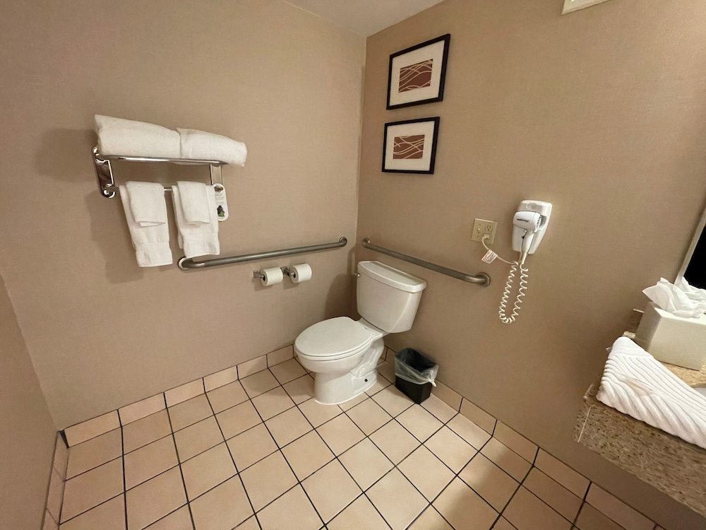 Comfort Inn Randolph - Boston in Boston | Best Rates & Deals on Orbitz