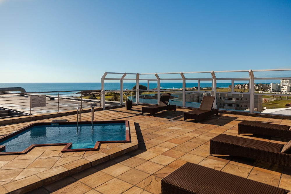 Southern Sun The Marine, Port Elizabeth: Room Prices & Reviews ...