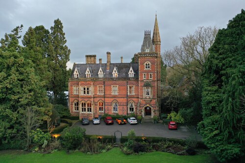 Top Hotels in Rugby - Cancel FREE on most hotels | Hotels.com