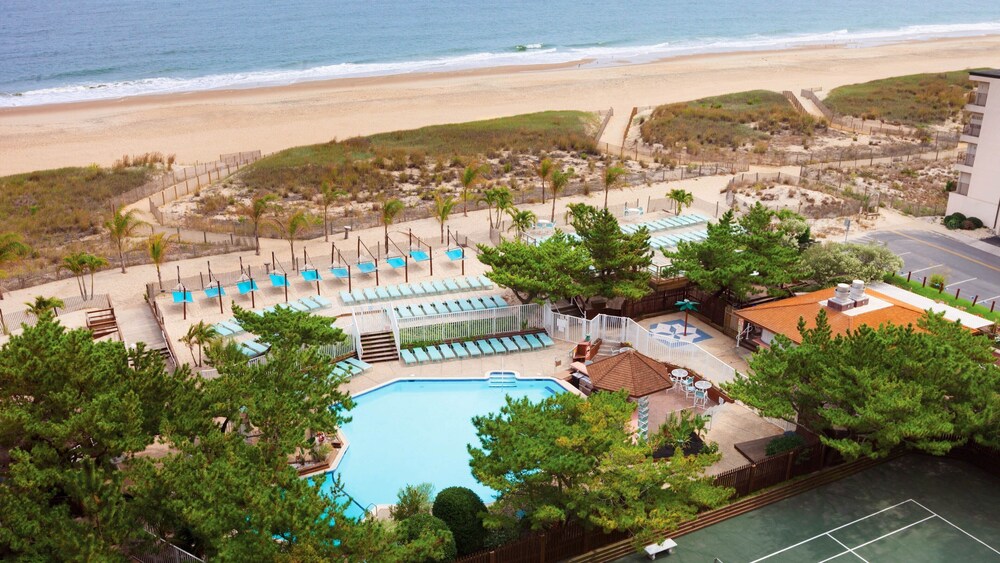Holiday Inn Ocean City, an IHG Hotel, Ocean City: $68 Room Prices ...