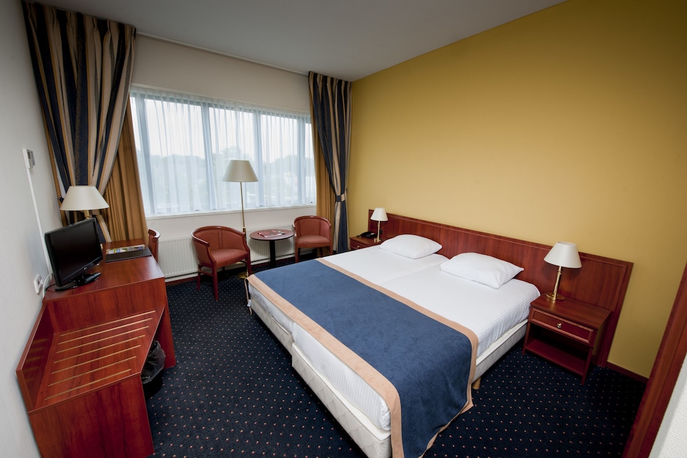 Hotel ten Cate: AU$118 Deals & Reviews (Emmen, NLD) | Wotif