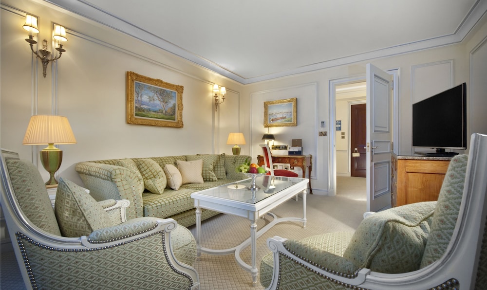 The Ritz London, London: 2020 Room Prices & Reviews | Travelocity