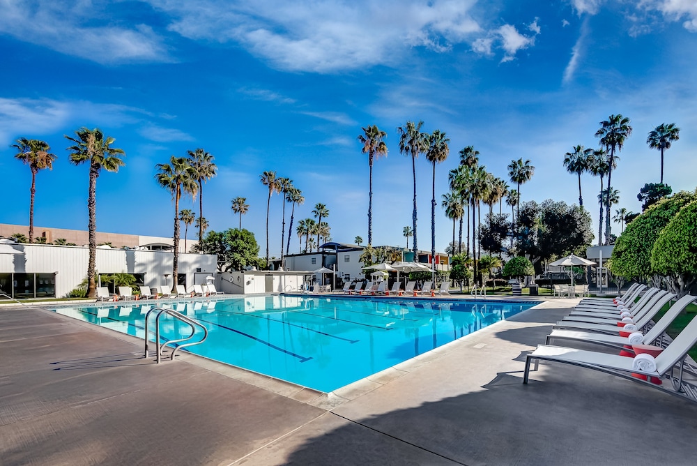 The Anaheim Hotel in Anaheim | Best Rates & Deals on Orbitz