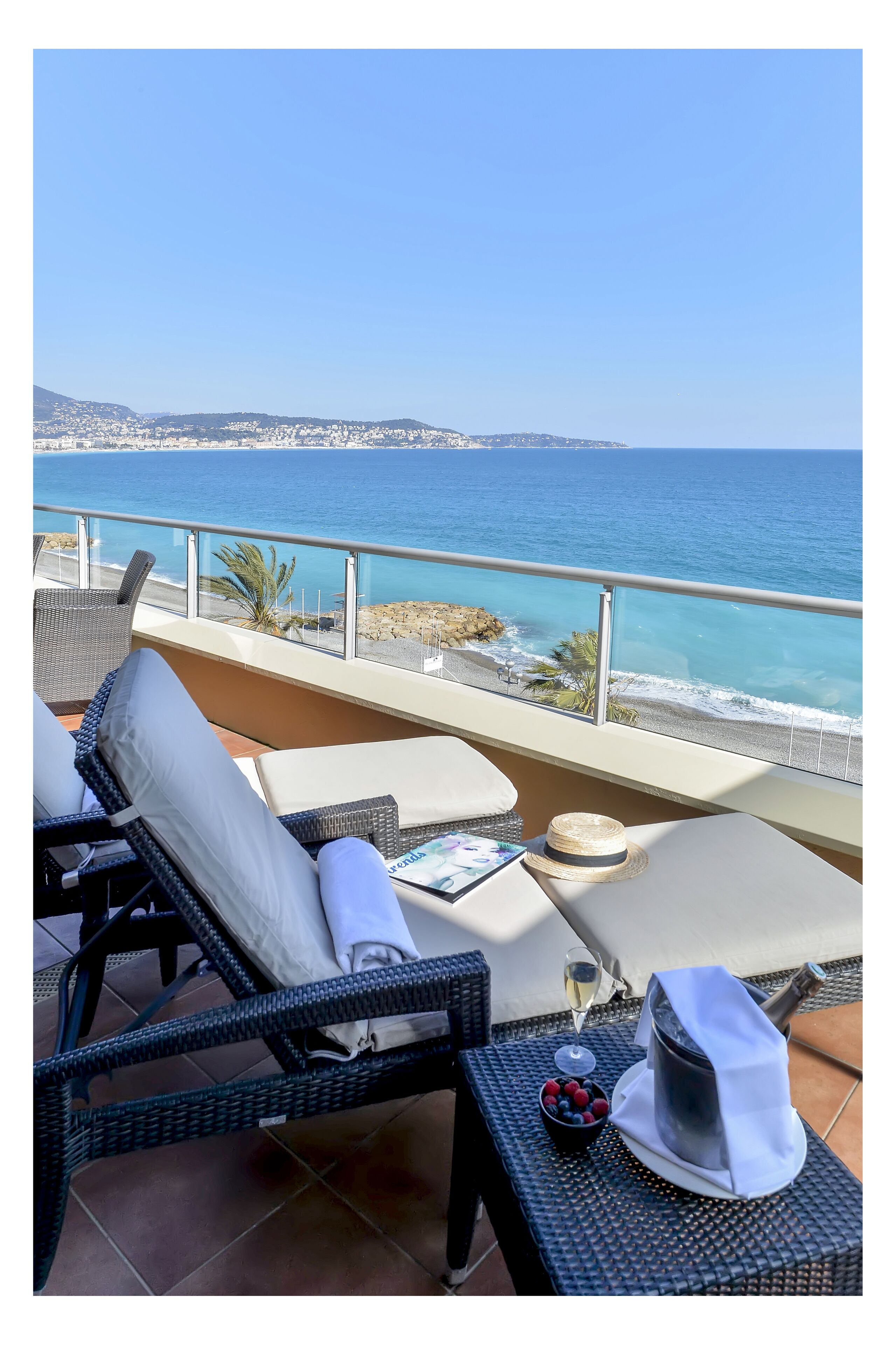 Radisson Blu Hotel, Nice in Nice, France | Expedia