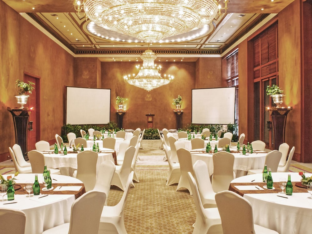 The Dharmawangsa Jakarta in Jakarta | Best Rates & Deals on Orbitz