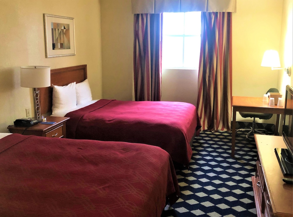 Rodeway Inn South Miami Coral Gables in Miami | Best Rates & Deals on ...