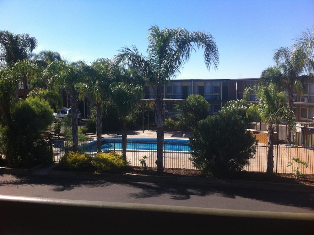 Westland Hotel Motel: AU$143 Deals & Reviews (Whyalla, AUS) | Wotif
