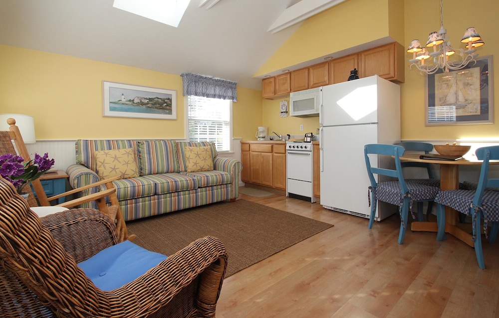 Colonial Acres Resort Deals & Reviews (West Yarmouth, USA) | Wotif