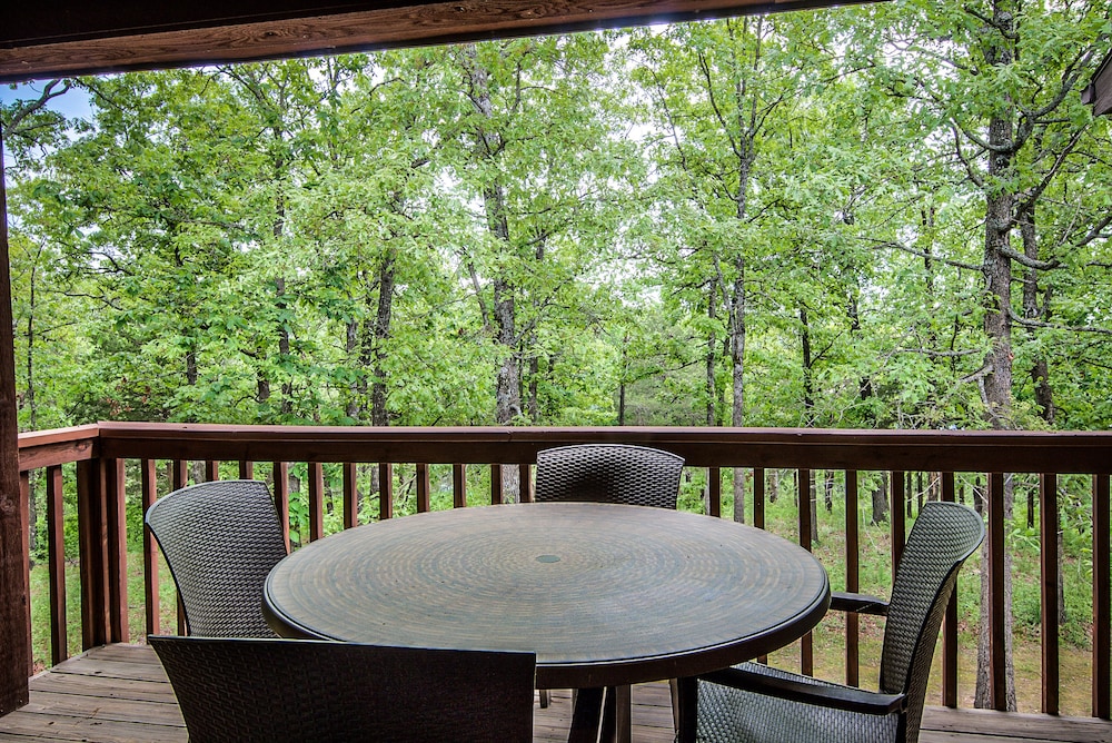 Still Waters Resort in Branson | Best Rates & Deals on Orbitz