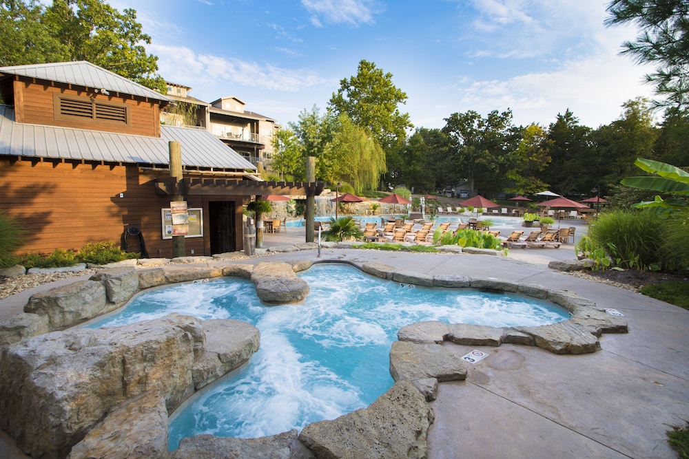 Still Waters Resort, Branson: Room Prices & Reviews | Travelocity