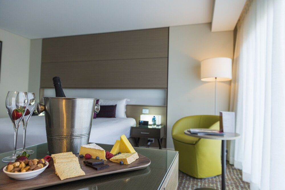 The Point Brisbane Hotel Deals & Reviews (Kangaroo Point, Australia ...