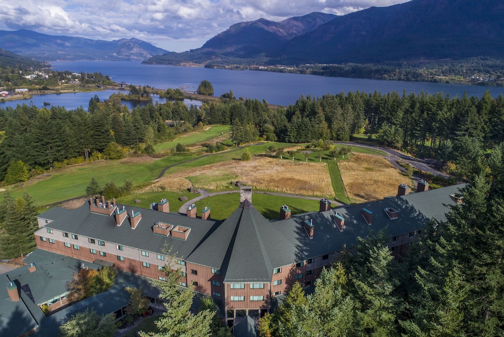 Skamania Lodge in Stevenson | Best Rates & Deals on Orbitz