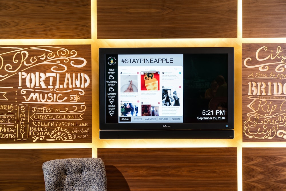 Staypineapple, Hotel Rose, Downtown Portland: AU$113 Deals & Reviews ...