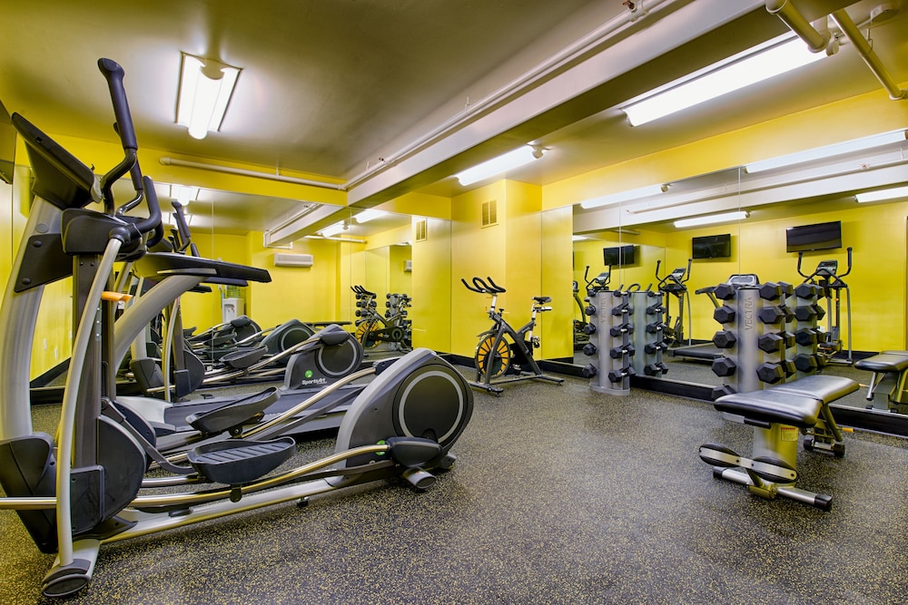 Staypineapple, Hotel Rose, Downtown Portland in Portland | Best Rates ...