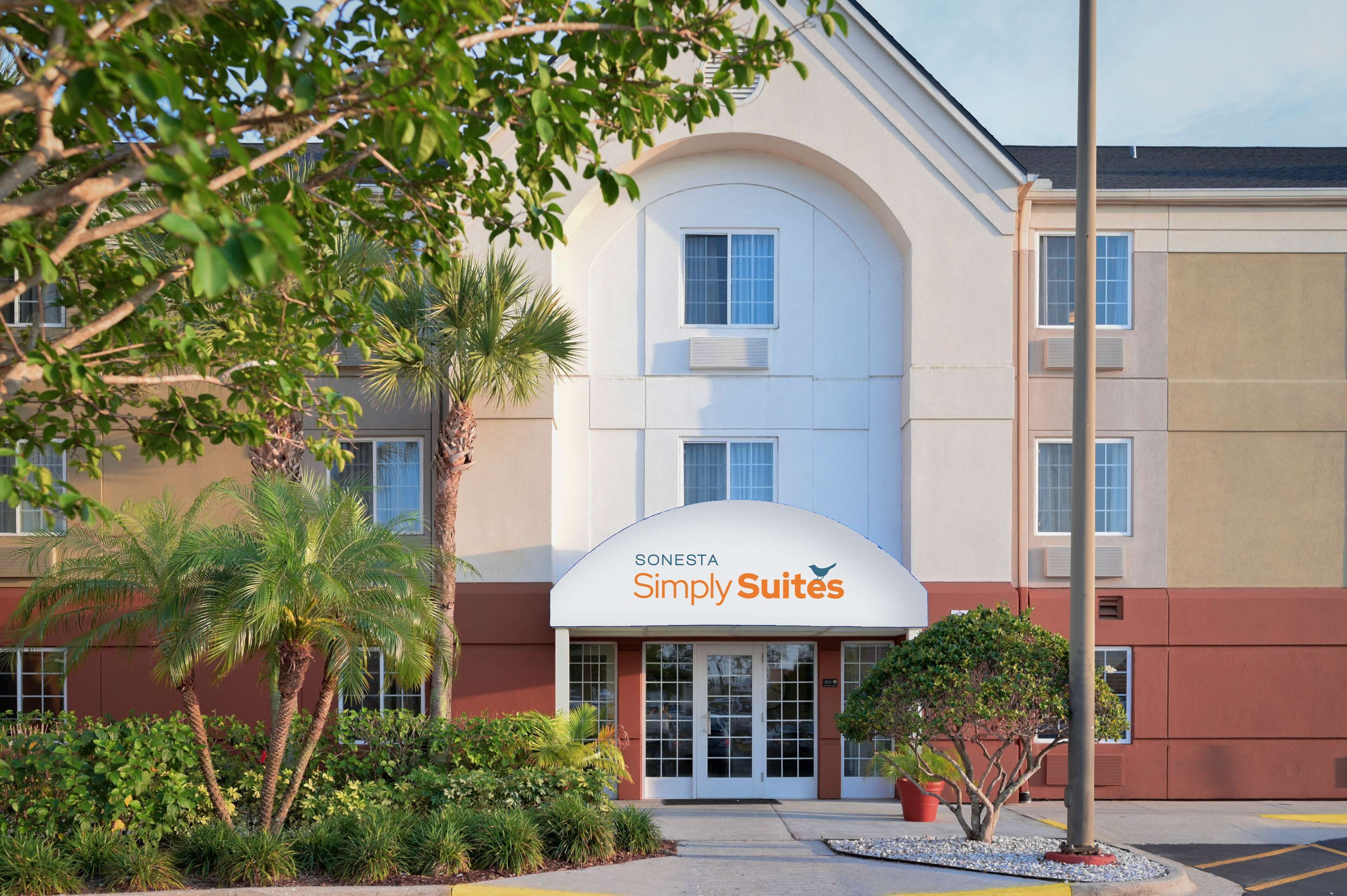 Holiday Inn Express Hotel & Suites Largo-Clearwater, an IHG Hotel in ...