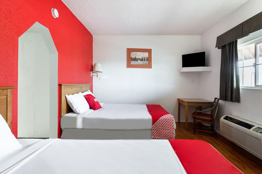 Room Deals for Hotel Globe / Miami AZ - Highway 60, Miami starting at ...