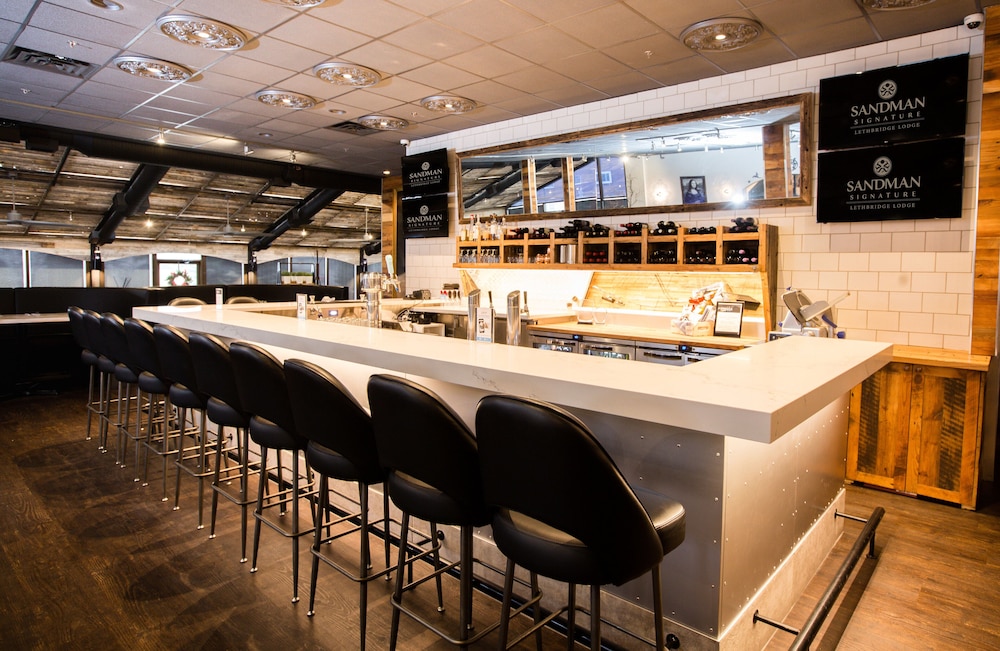 Sandman Signature Lethbridge Lodge in Lethbridge | Best Rates & Deals ...